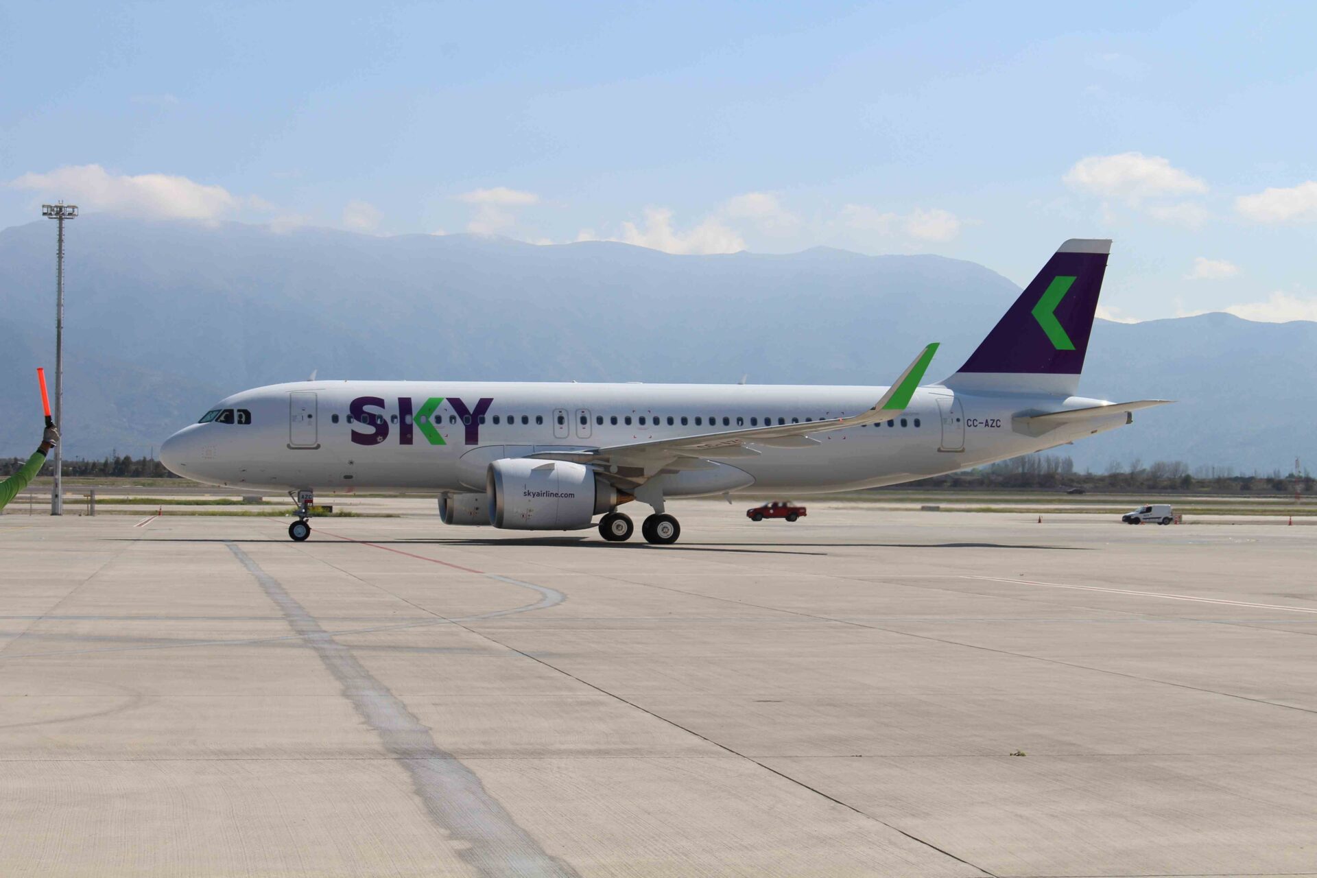 Sky pone al Perú en el centro de su estrategia para 2026 - Aviación ...